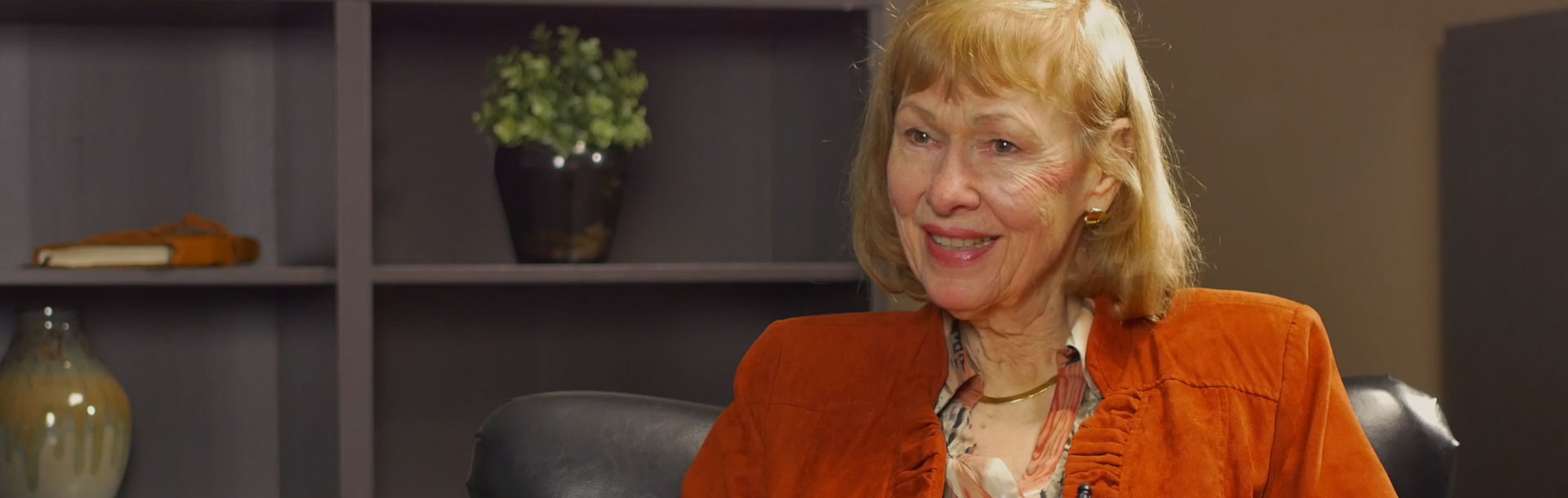 About Dr. Joy Lasseter, Ph.D. | Holistic Nutritionist - Dr. Joy™